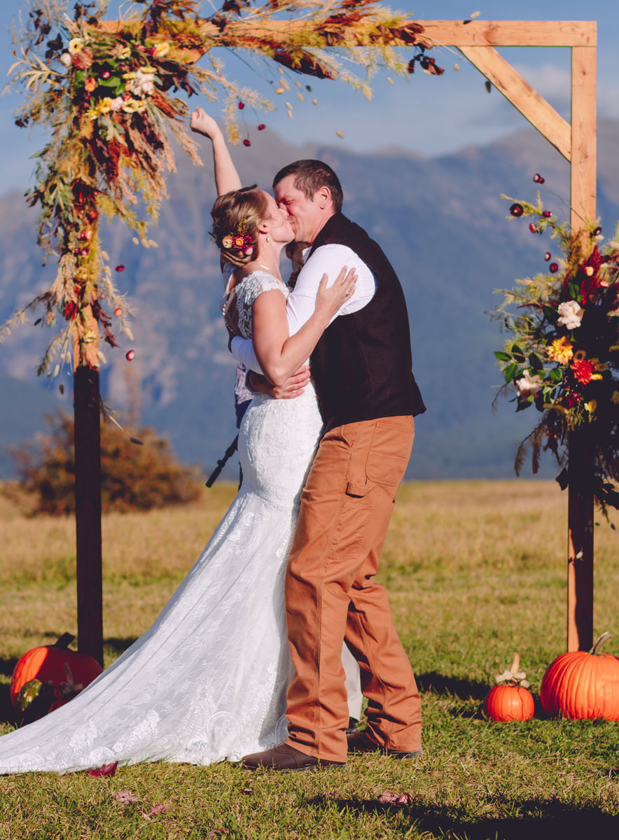 Pekney Wedding – Rugged Horizons St. Ignatius, MT | Whitney Sarah ...